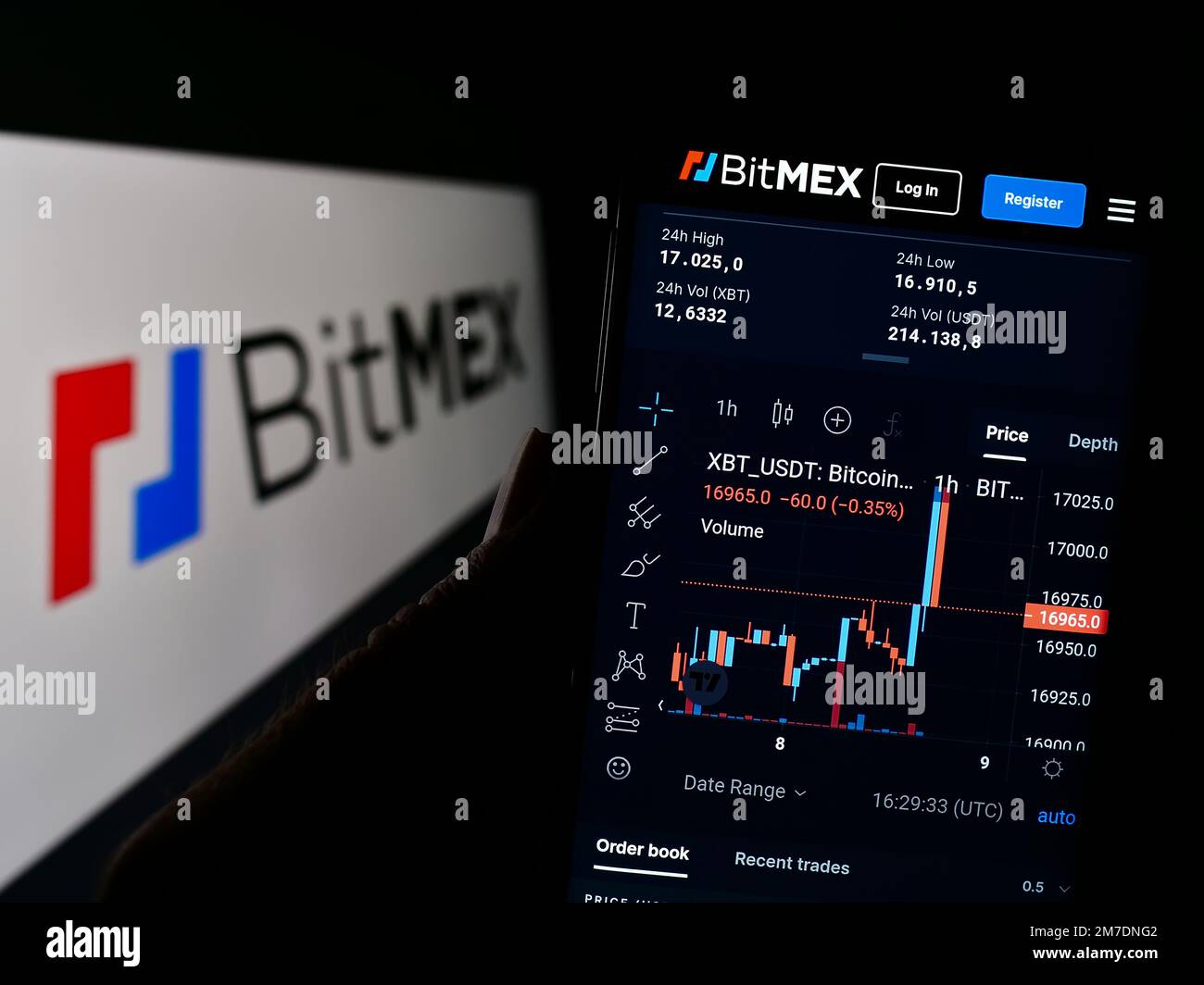 Bitmex logo hi-res stock photography and images - Alamy