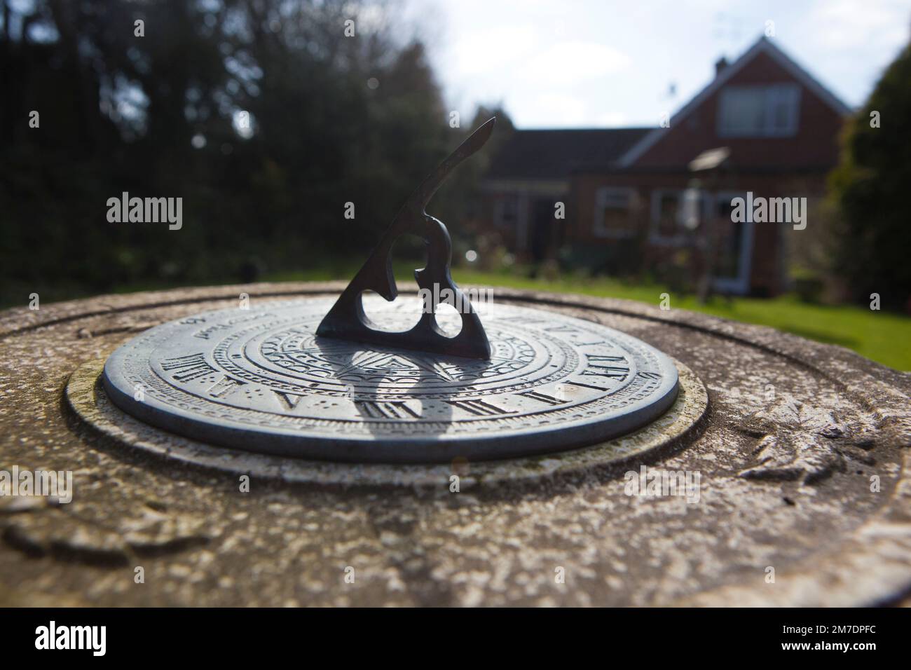 Ancient sundial clock face hi-res stock photography and images - Alamy