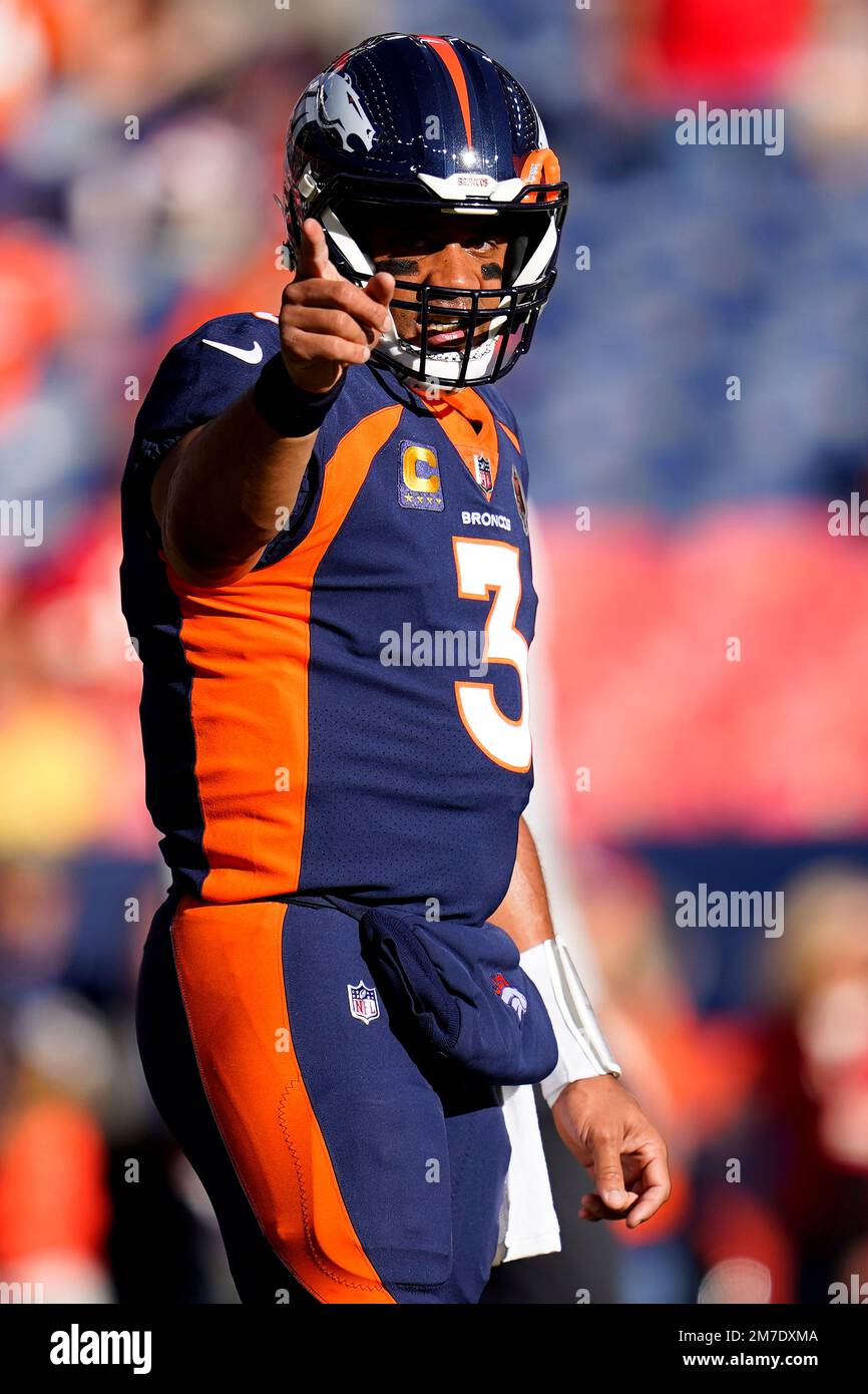 Denver Broncos quarterback Russell Wilson (3) signals before an NFL ...