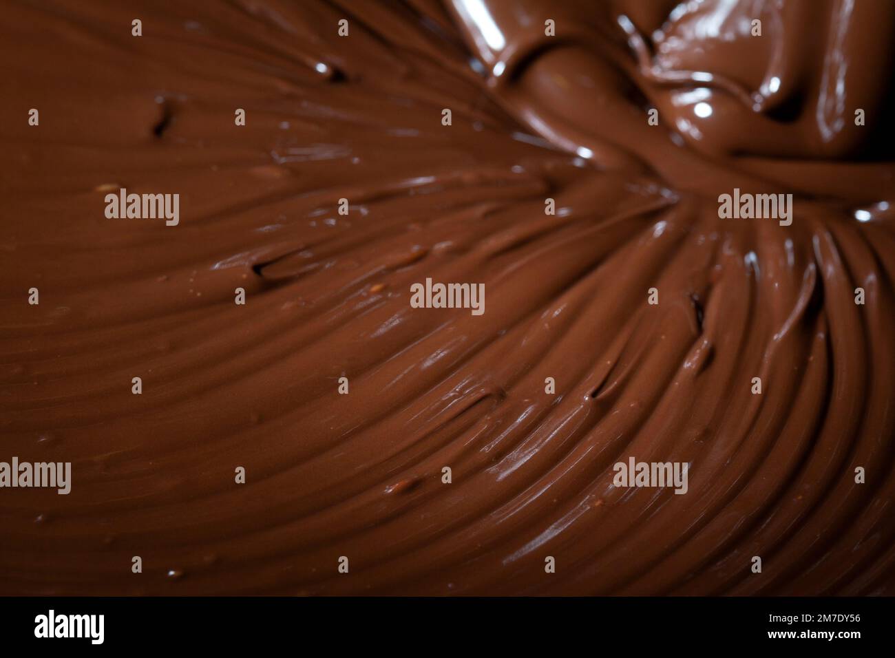 Liquid chocolate pouring hi-res stock photography and images - Alamy