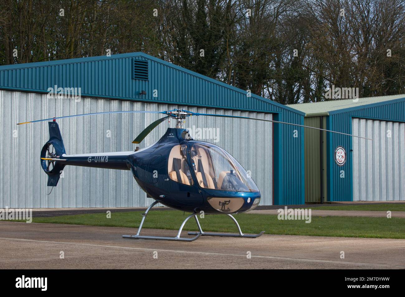 The Cabri G2 helicopter made by Guimbal , shopwing interior adn ...
