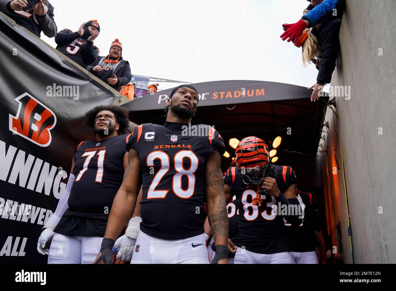 Cincinnati Bengals' Joe Mixon (28), La'el Collins (71) and Tyler Boyd ...