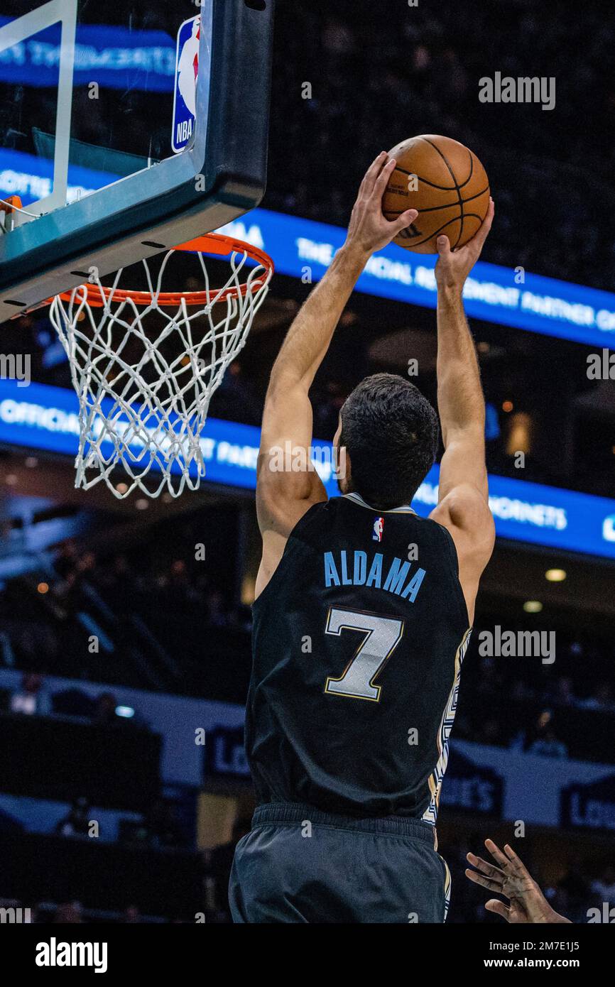 Memphis Grizzlies forward Santi Aldama (7) attempts a dunk during the ...