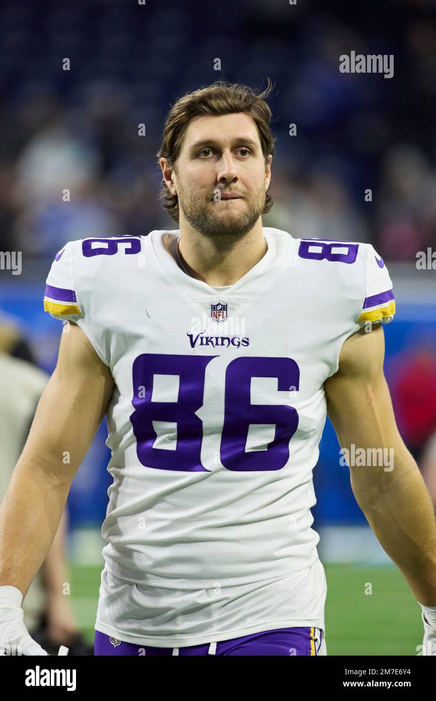 Minnesota Vikings tight end Johnny Mundt (86) walks off the field ...