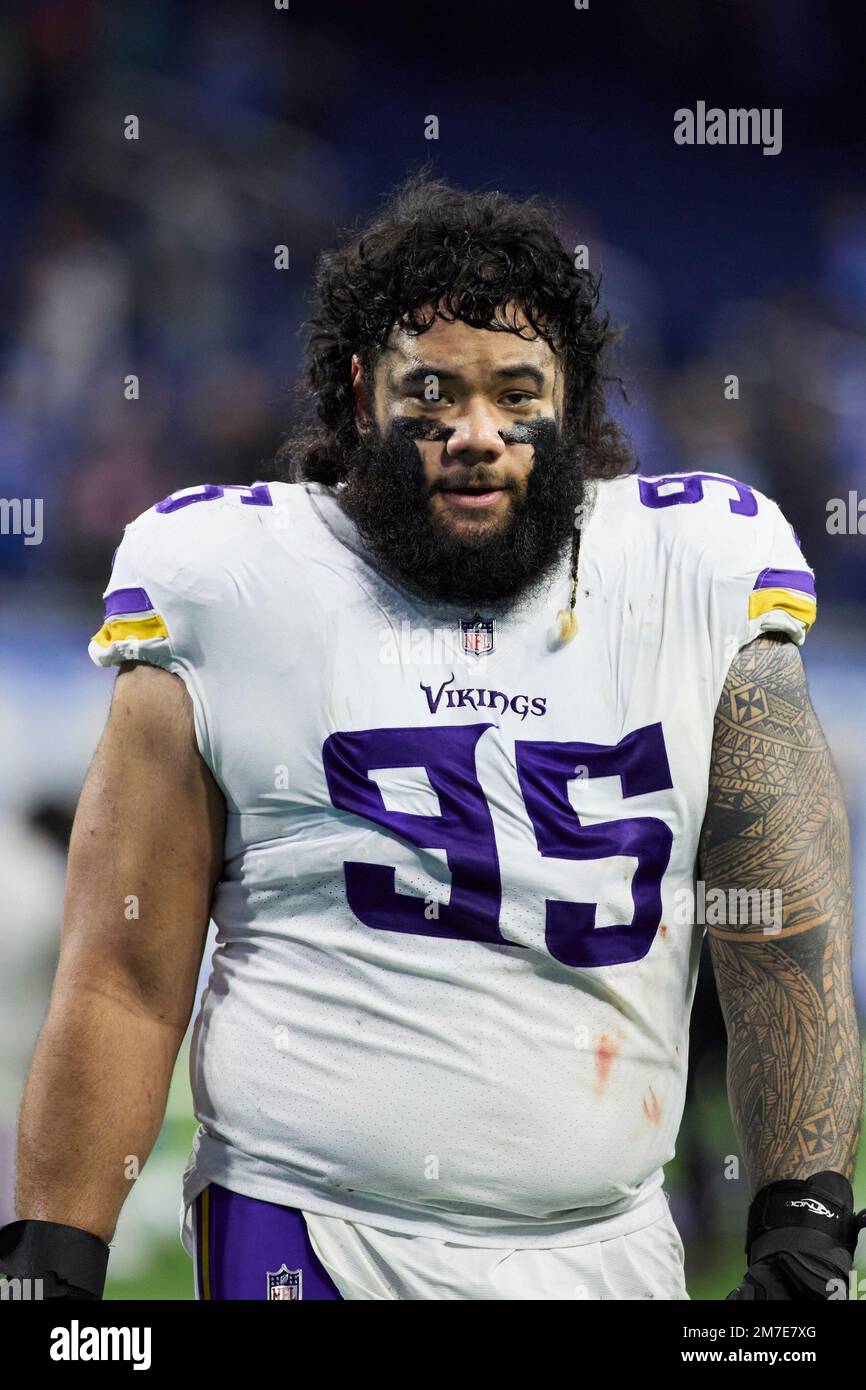 Minnesota Vikings defensive tackle Khyiris Tonga (95) walks off the ... Minnesota Vikings defensive tackle Khyiris Tonga (95) walks off the ...