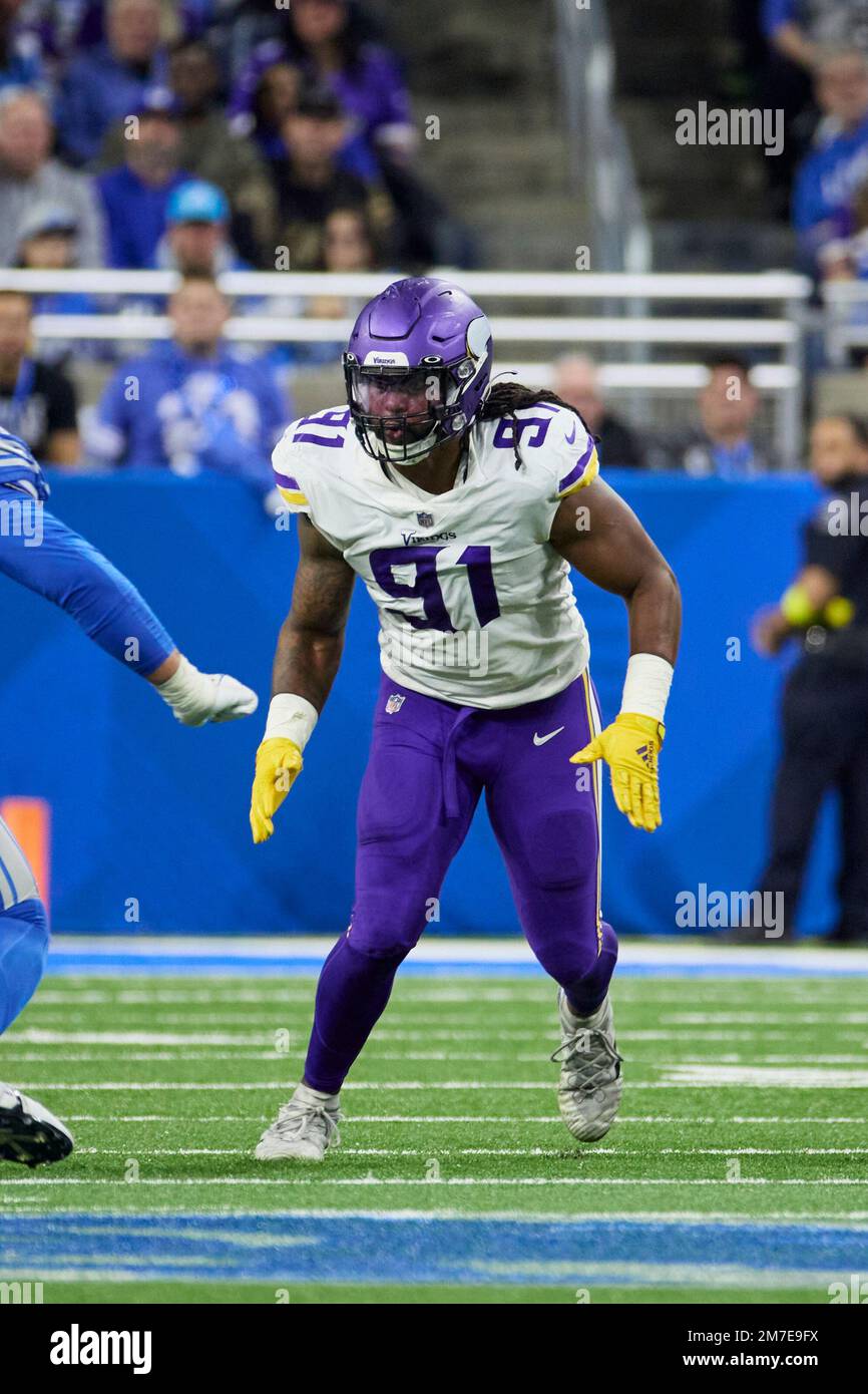 Minnesota Vikings linebacker Patrick Jones II (91) pursues a play ...