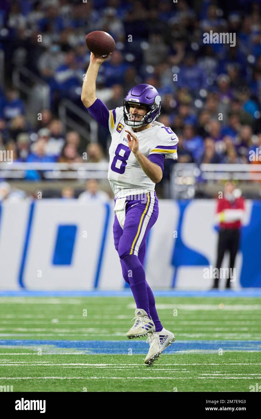 Minnesota Vikings quarterback Kirk Cousins (8) passes against the ...