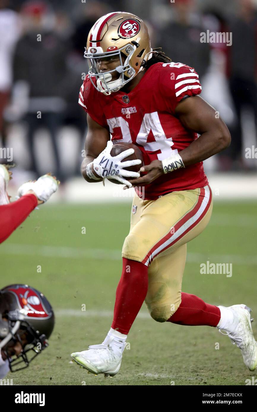 San Francisco 49ers running back Jordan Mason (24) runs during an NFL ...