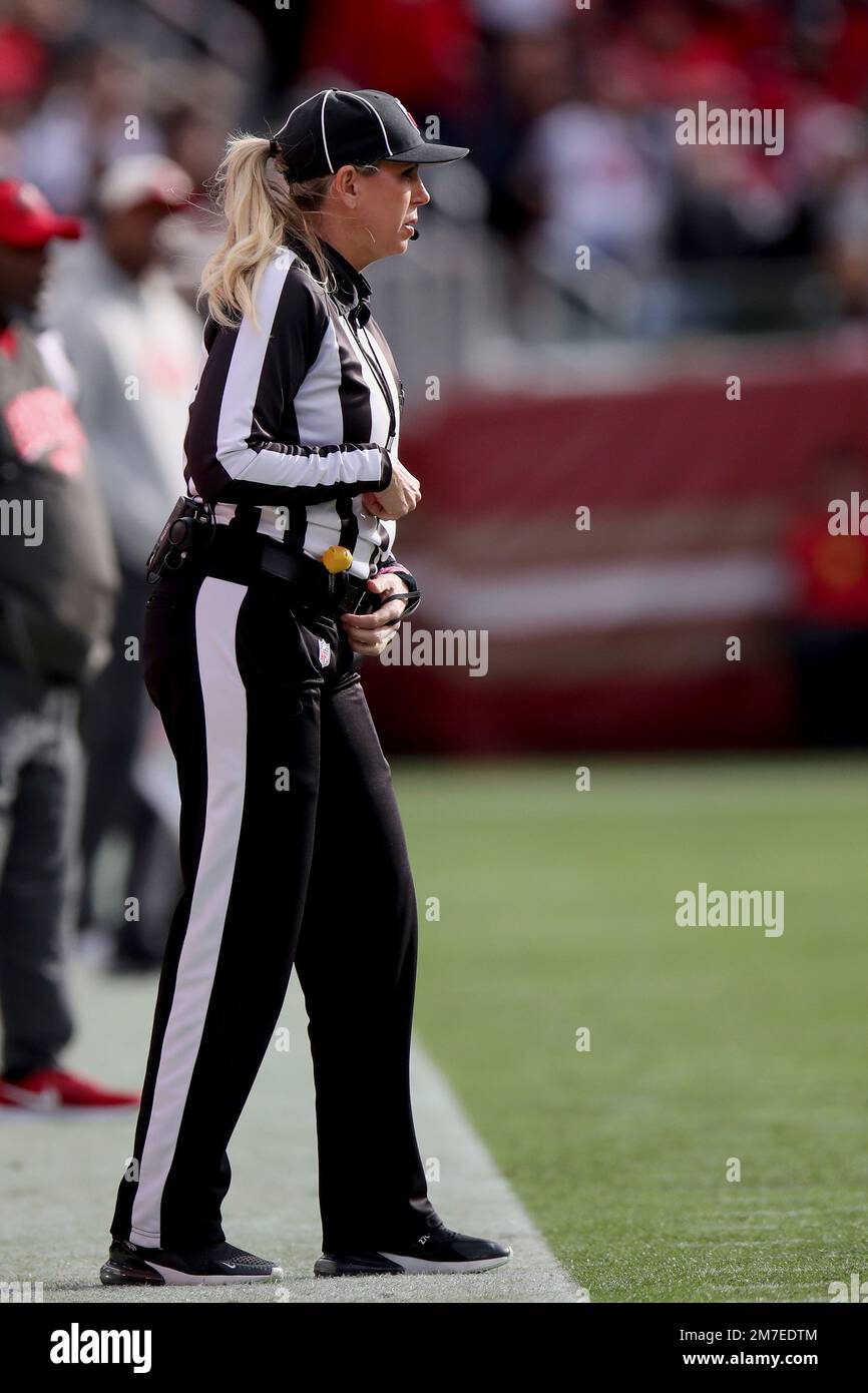 Down judge Sarah Thomas (53) signals during an NFL football game ...