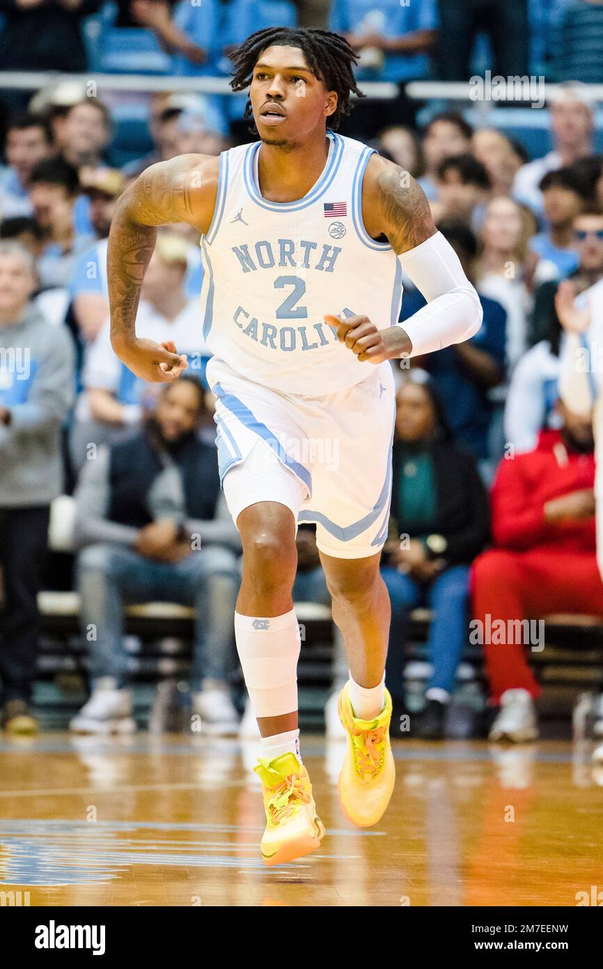 North Carolina guard Caleb Love (2) plays against Notre Dame during an ...