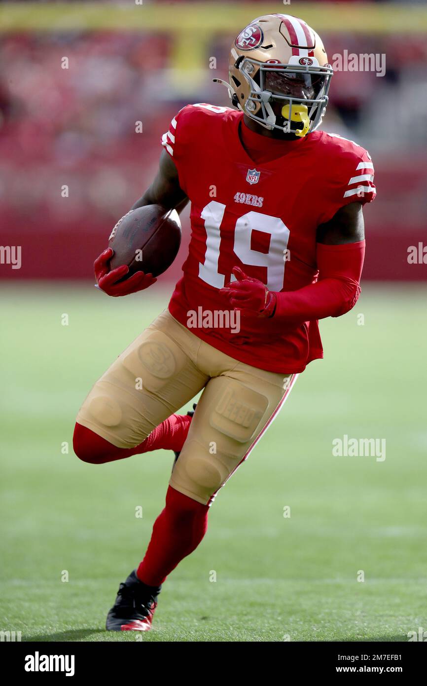 San Francisco 49ers wide receiver Deebo Samuel (19) runs during an NFL ...