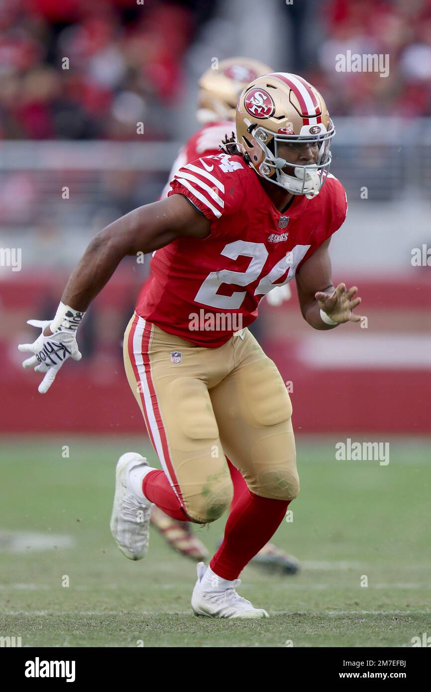 San Francisco 49ers running back Jordan Mason (24) rushes during an NFL ...
