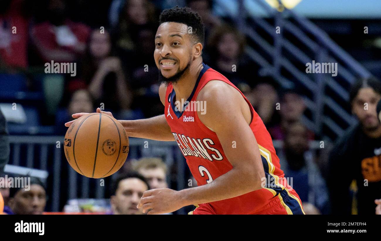 New Orleans Pelicans guard CJ McCollum (3) dribbles in the second half ...