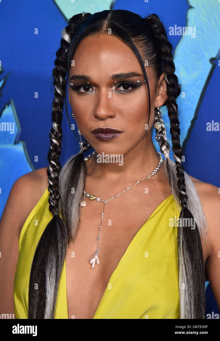 Amanda Castrillo arrives at the U.S.premiere of "Avatar: The Way of ...