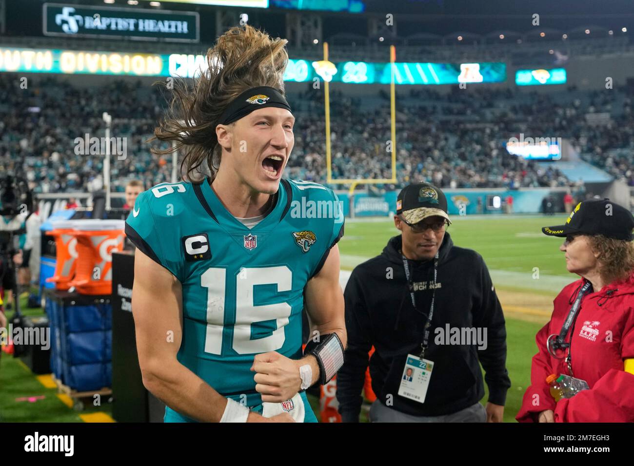 Jacksonville Jaguars quarterback Trevor Lawrence (16) celebrates after ...