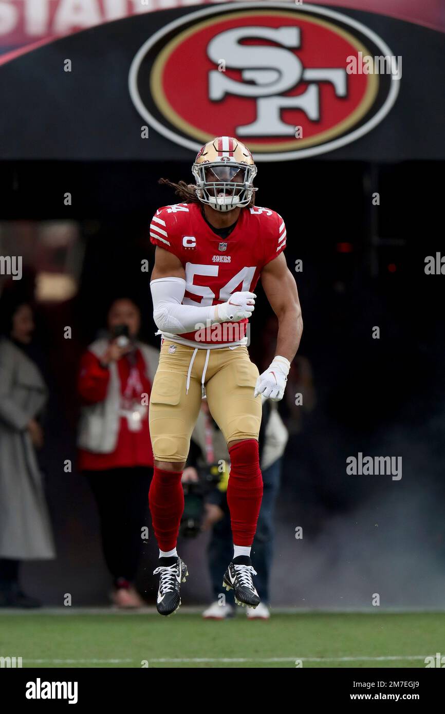 San Francisco 49ers linebacker Fred Warner (54) runs onto the field ...