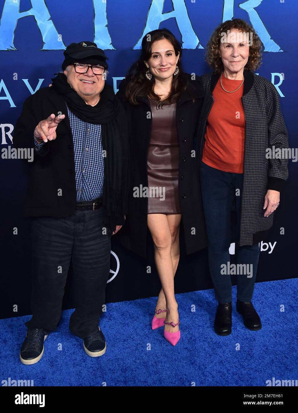 Danny DeVito, from left, Lucy DeVito and Rhea Perlman arrive at the U.S ...