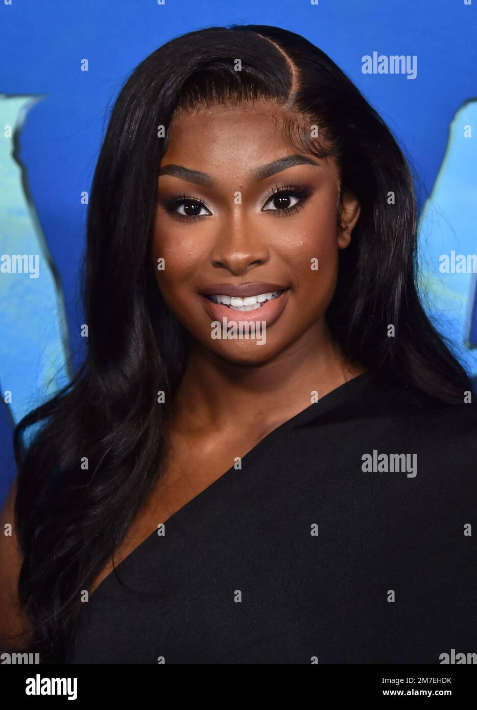 Coco Jones arrives at the U.S.premiere of "Avatar: The Way of Water ...