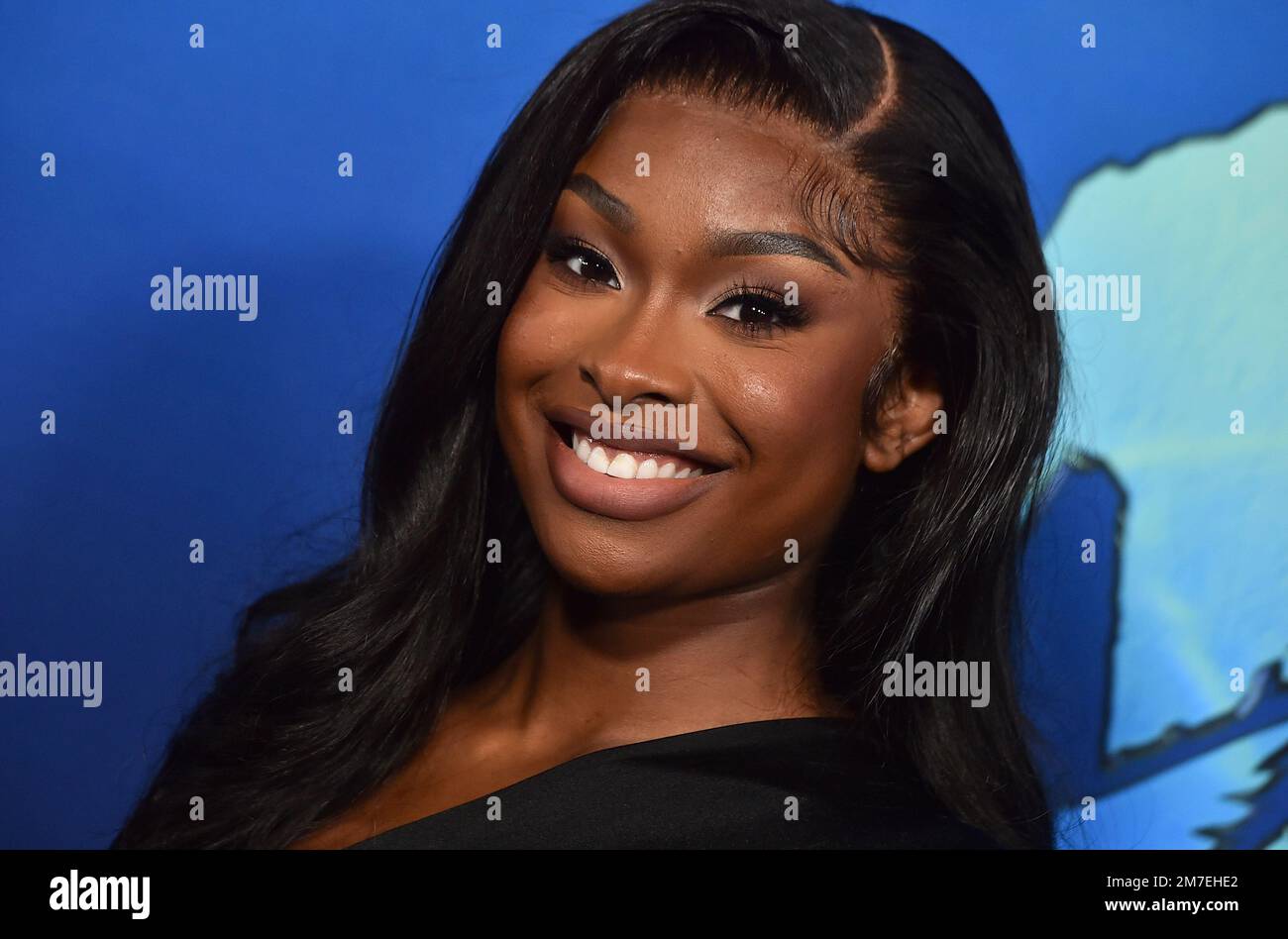 Coco Jones arrives at the U.S.premiere of "Avatar: The Way of Water ...