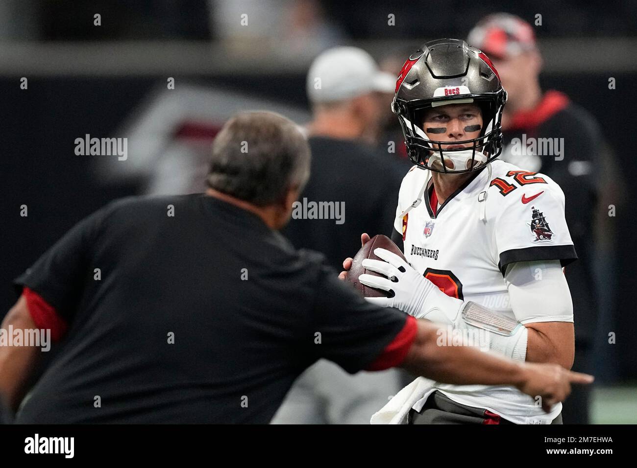 Tampa Bay Buccaneers quarterback Tom Brady (12) warms up before an NFL ...