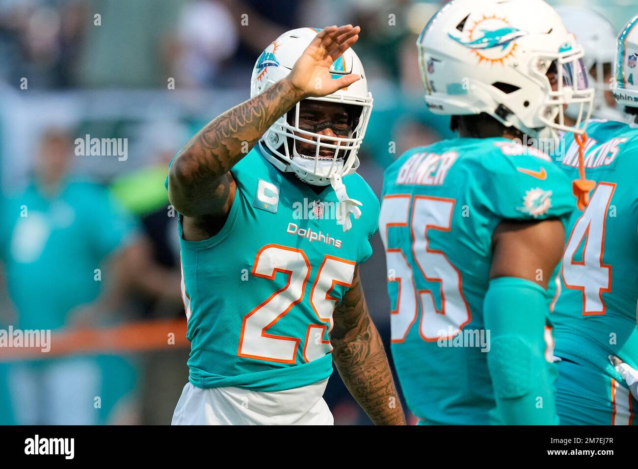 Miami Dolphins cornerback Xavien Howard (25) gestures before an NFL ...