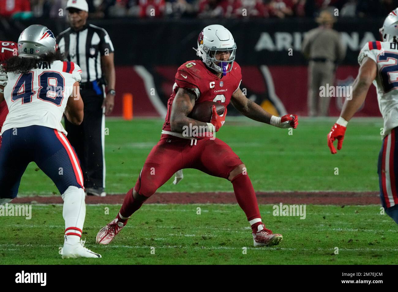 Arizona Cardinals running back James Conner (6) runs the ball during ...