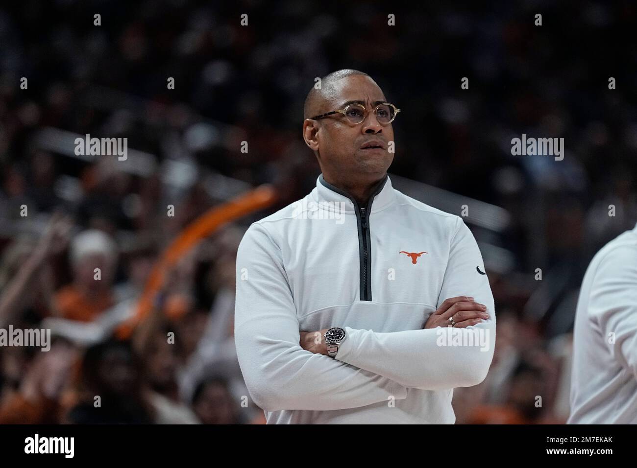 Texas acting coach Rodney Terry during the second half of an NCAA ...
