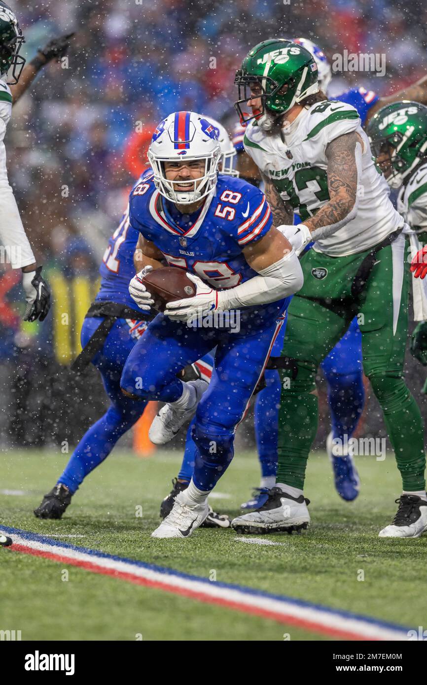 Buffalo Bills linebacker Matt Milano (58) recovers a fumble against the ...