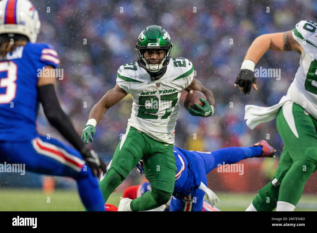 New York Jets running back Zonovan Knight (27) runs the ball and scores ...