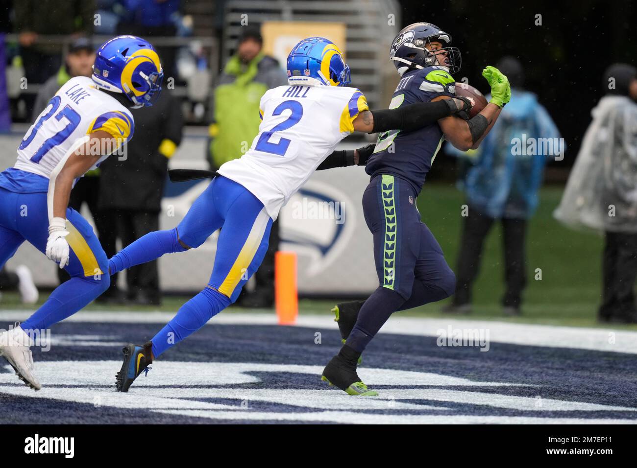 Seattle Seahawks wide receiver Tyler Lockett, right, catches a ...