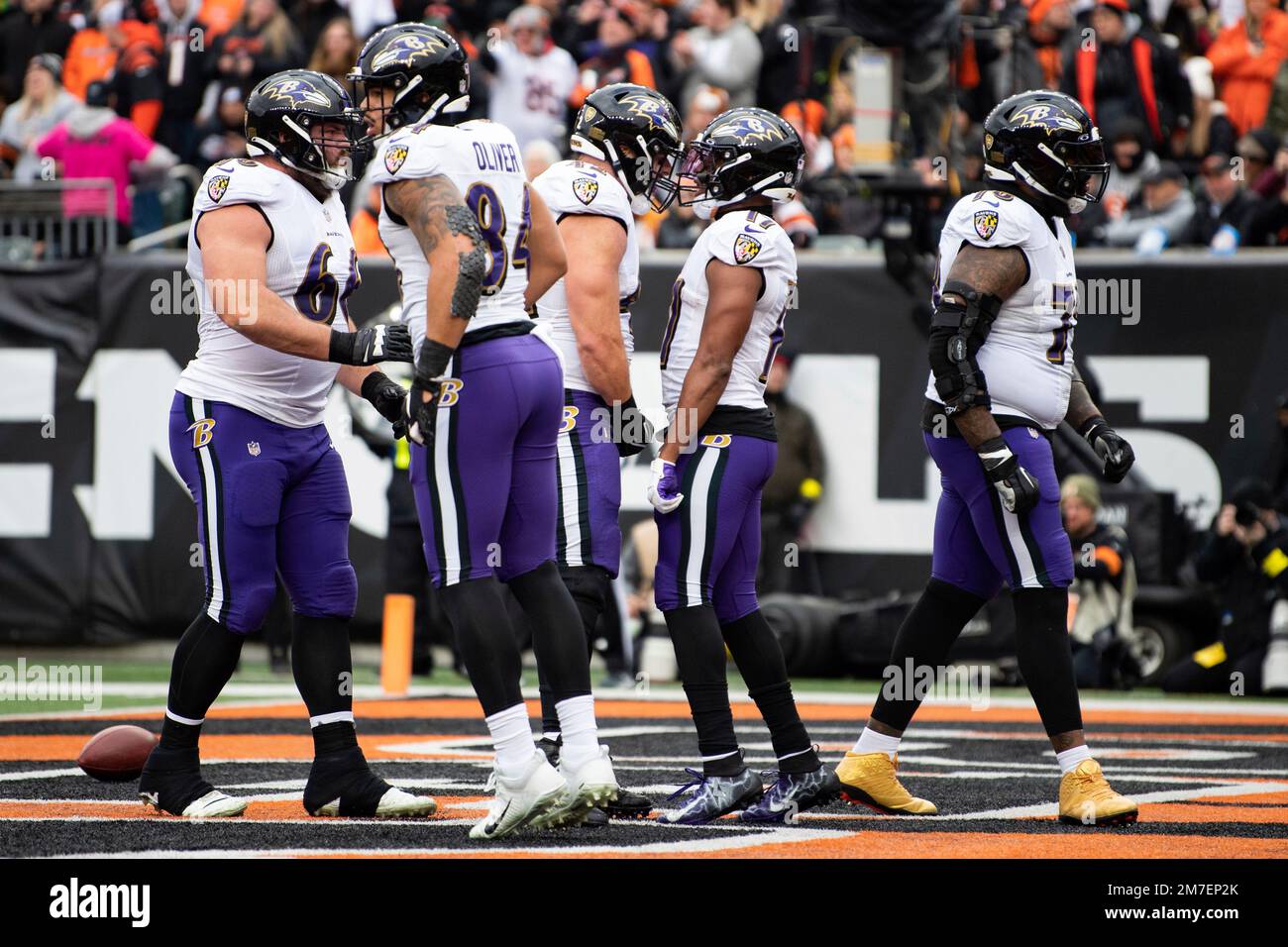 Baltimore Ravens running back Kenyan Drake (17) celebrates his ...