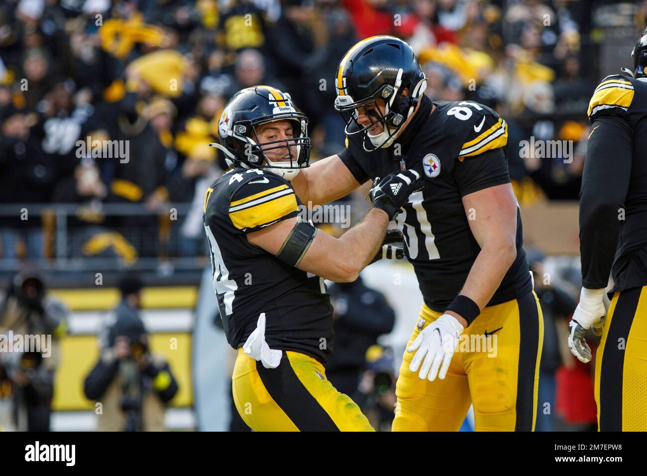 Pittsburgh Steelers fullback Derek Watt (44) celebrates with tight end ...