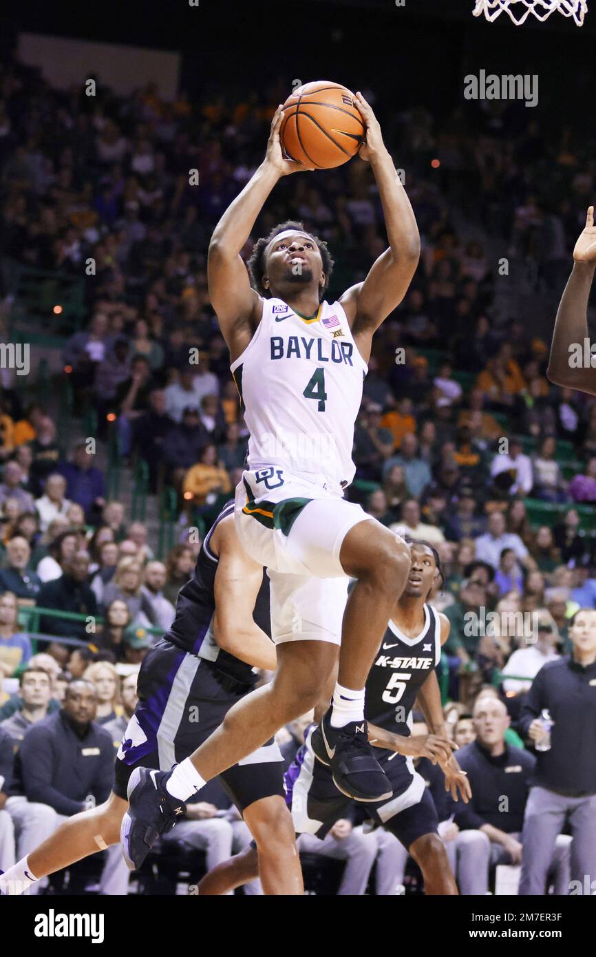 Baylor guard LJ Cryer (4) scores against Kansas State in the second ...