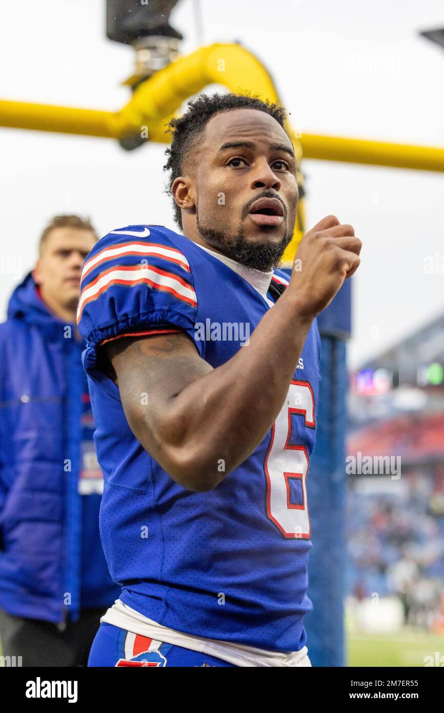 Buffalo Bills wide receiver Isaiah Johnson (6) warms up before playing ...