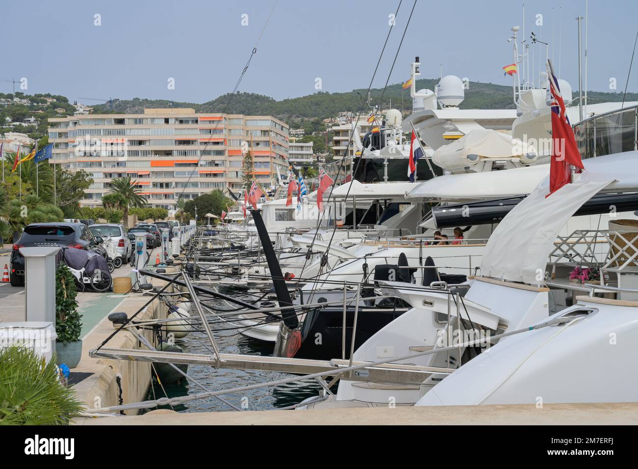 Yachthafen puerto portals hi-res stock photography and images - Alamy