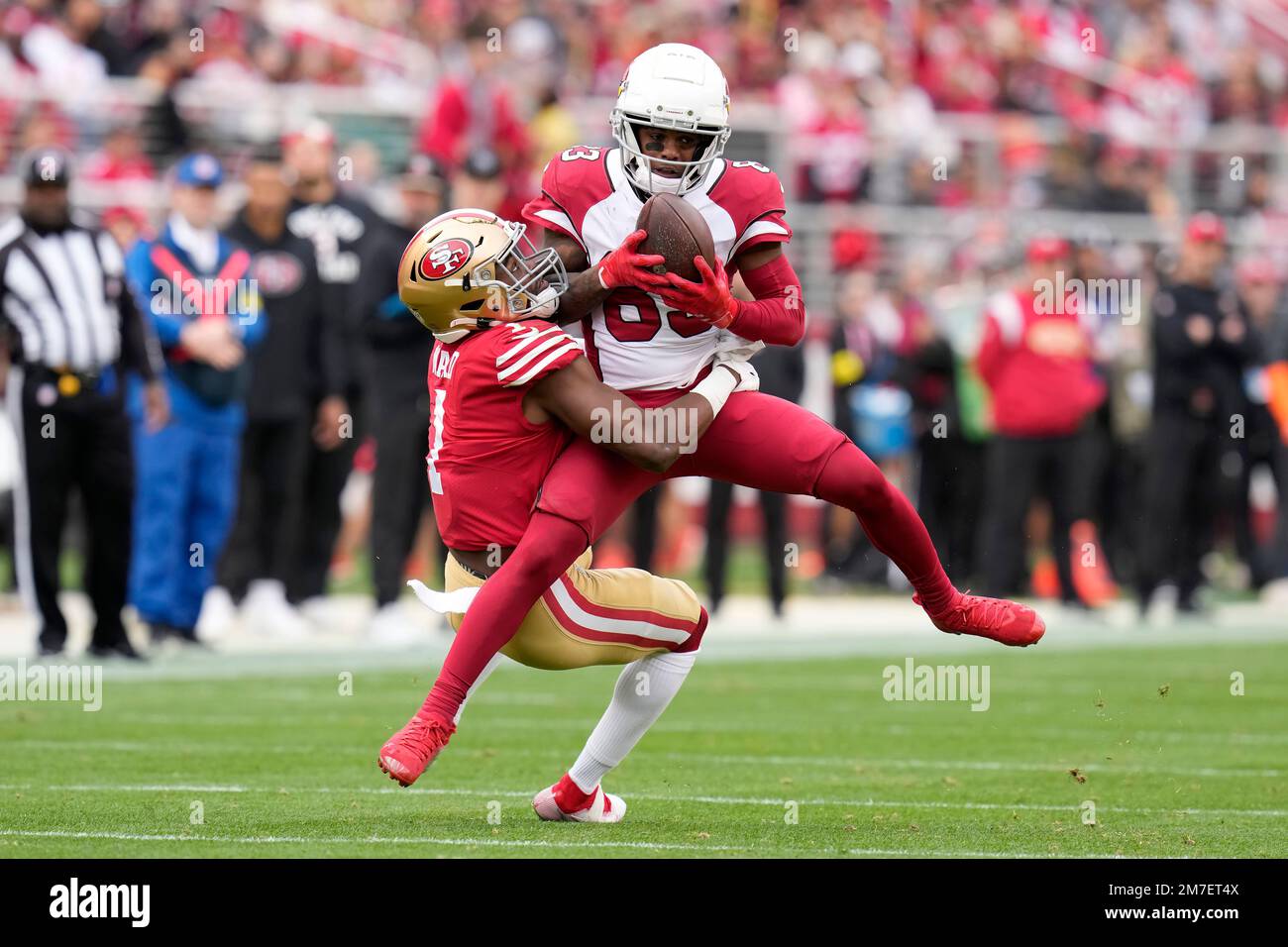 San Francisco 49ers cornerback Jimmie Ward (1) tackles Arizona ...