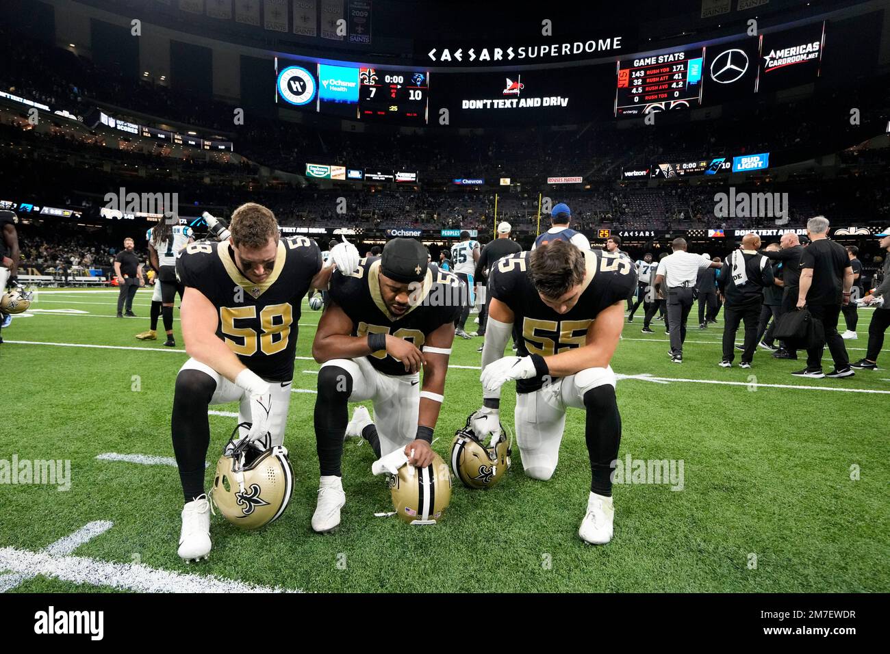 New Orleans Saints linebacker Ty Summers, from left, linebacker Andrew ...