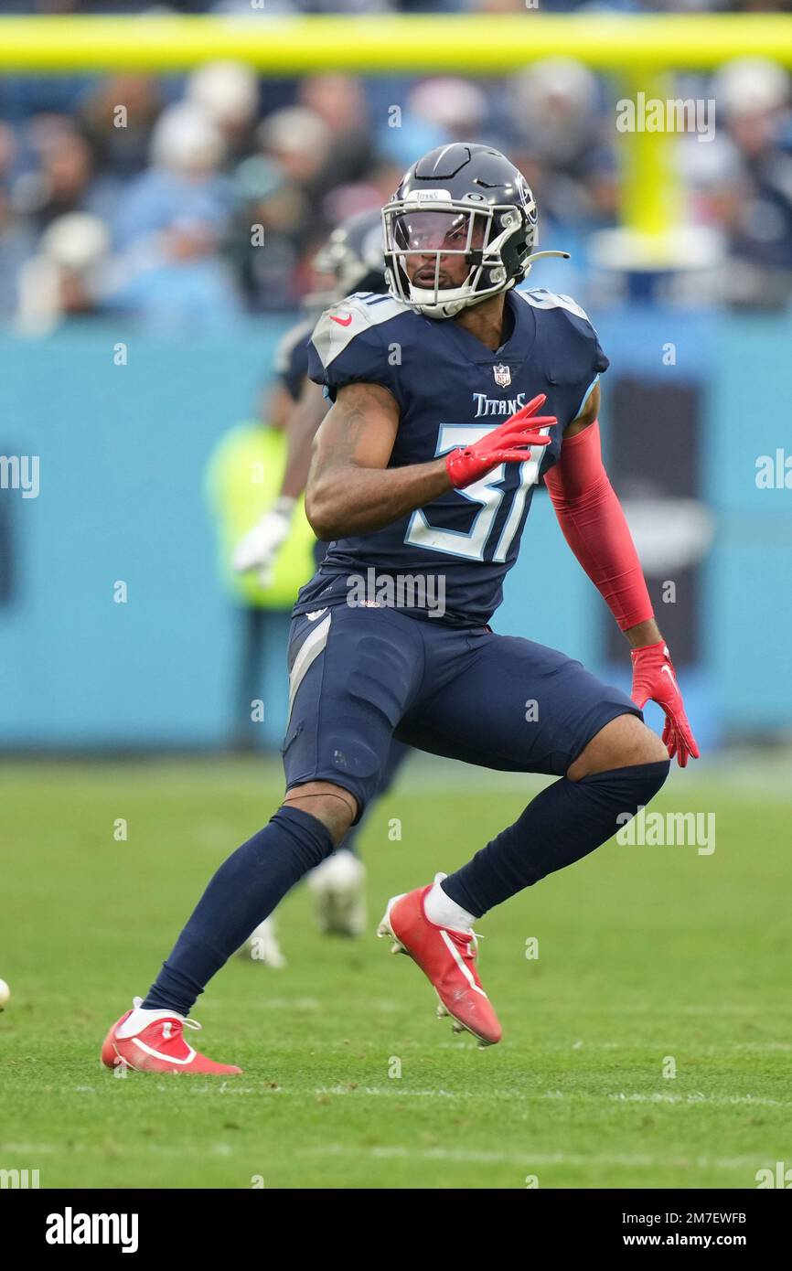 Tennessee Titans safety Kevin Byard (31) covers his assigned receiver ...