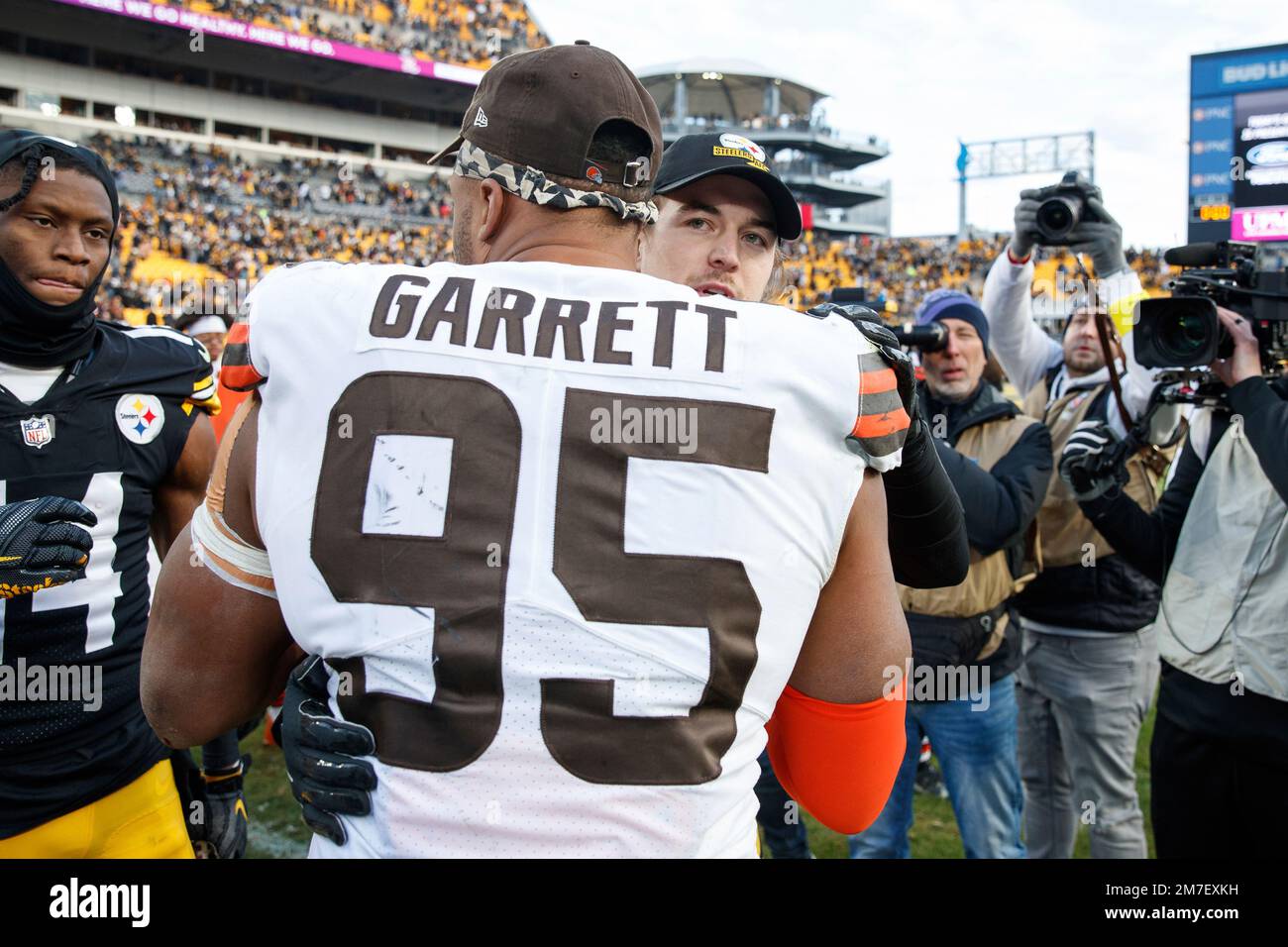 Pittsburgh Steelers quarterback Kenny Pickett (8) greets Cleveland ...