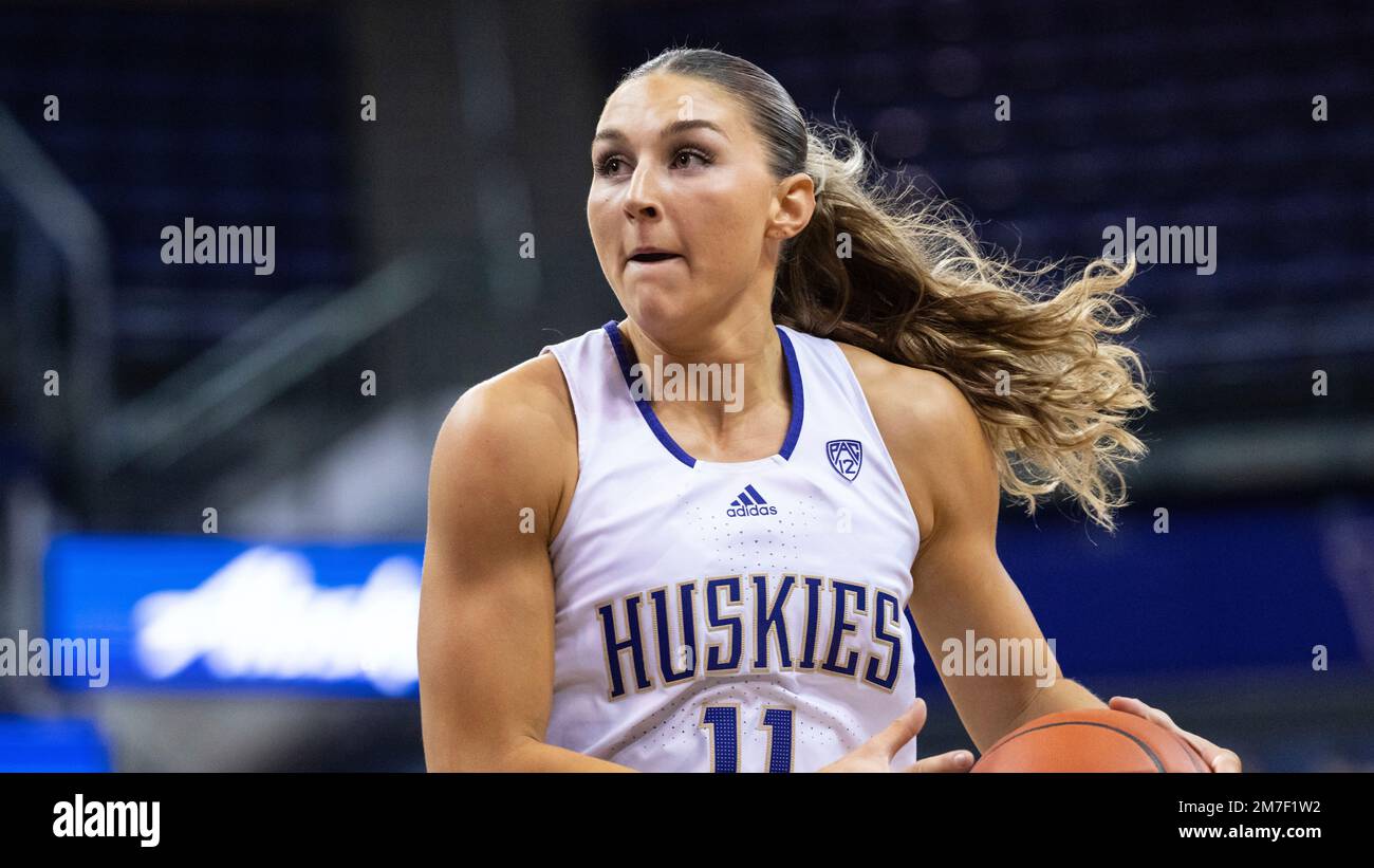 Washington forward Haley Van Dyke dribbles the ball during an NCAA ...