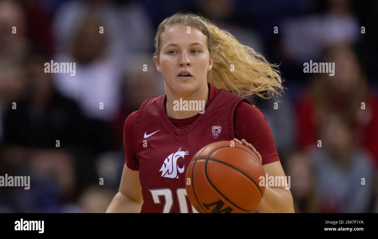 Washington State guard Grace Sarver dribbles the ball during an NCAA ...