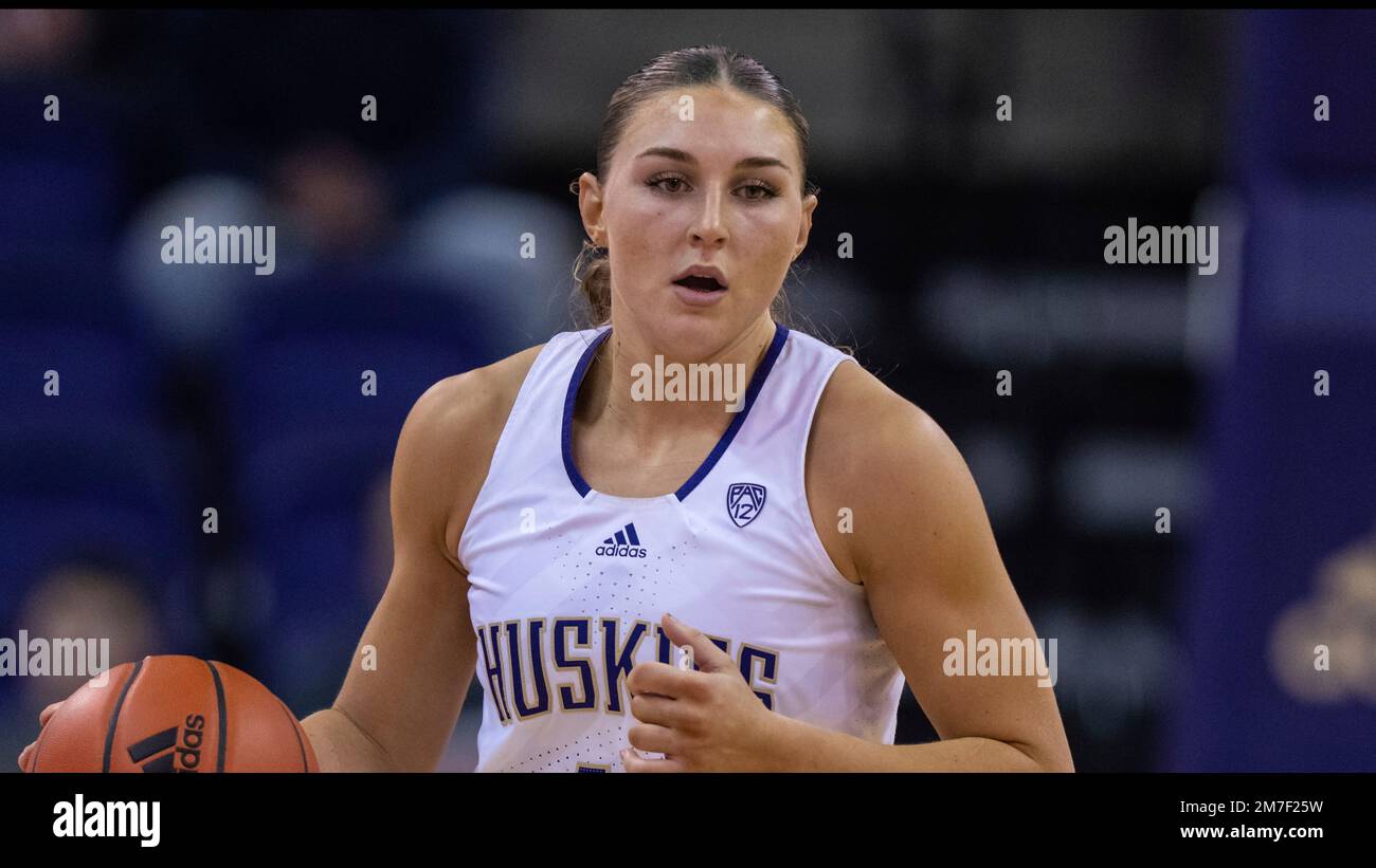 Washington forward Haley Van Dyke dribbles the ball during an NCAA ...