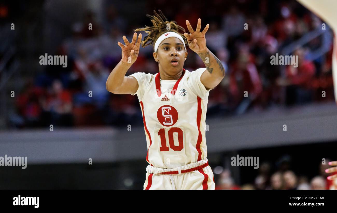 North Carolina State's Aziaha James (10) makes a pass during an NCAA ...
