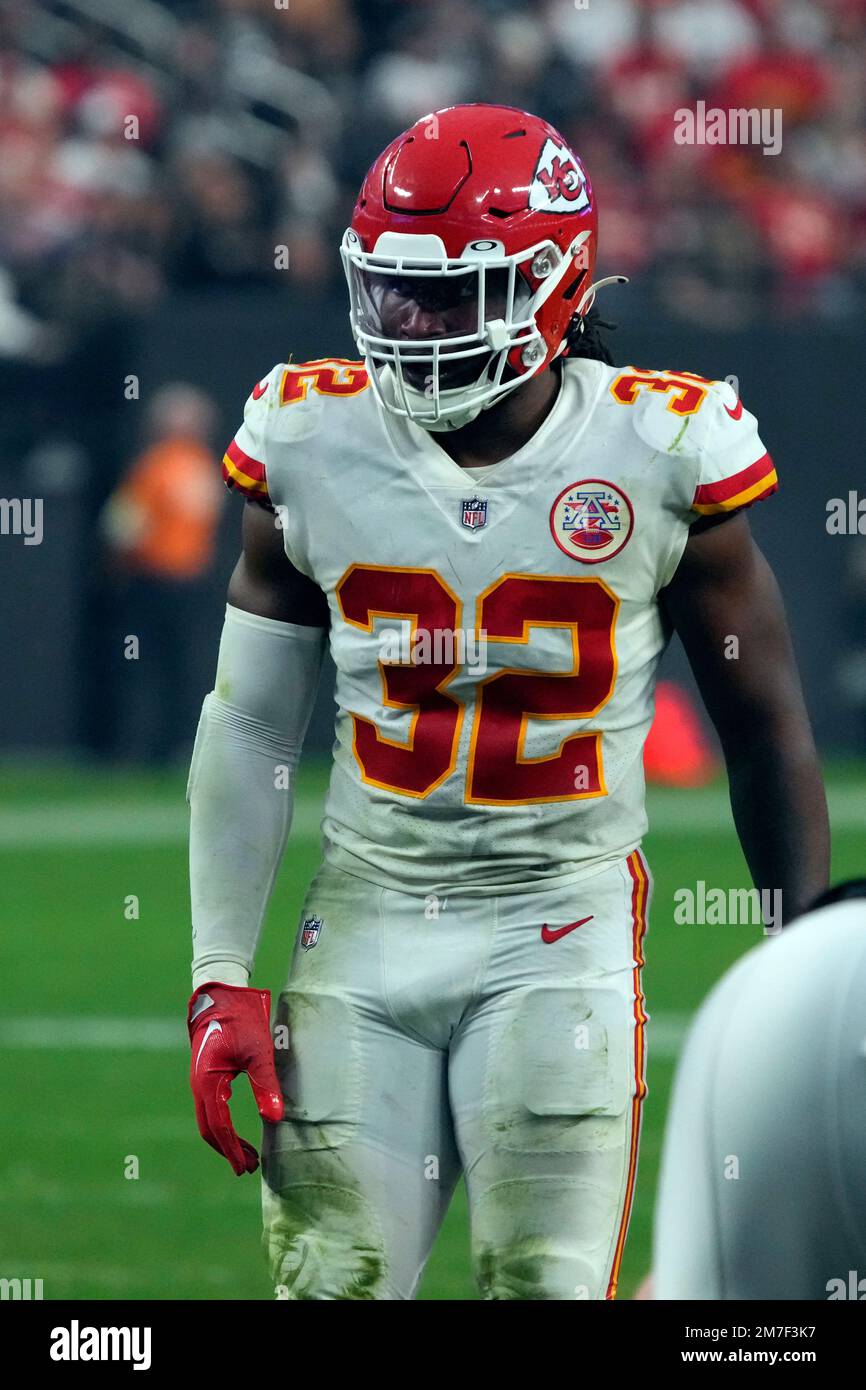 Kansas City Chiefs linebacker Nick Bolton (32) lines up against the Las ...