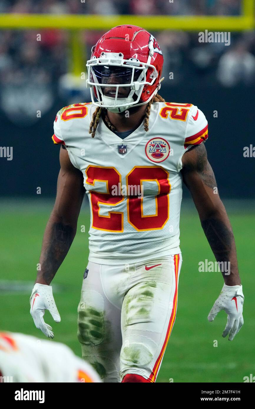 Kansas City Chiefs safety Justin Reid (20) lines up against the Las ...