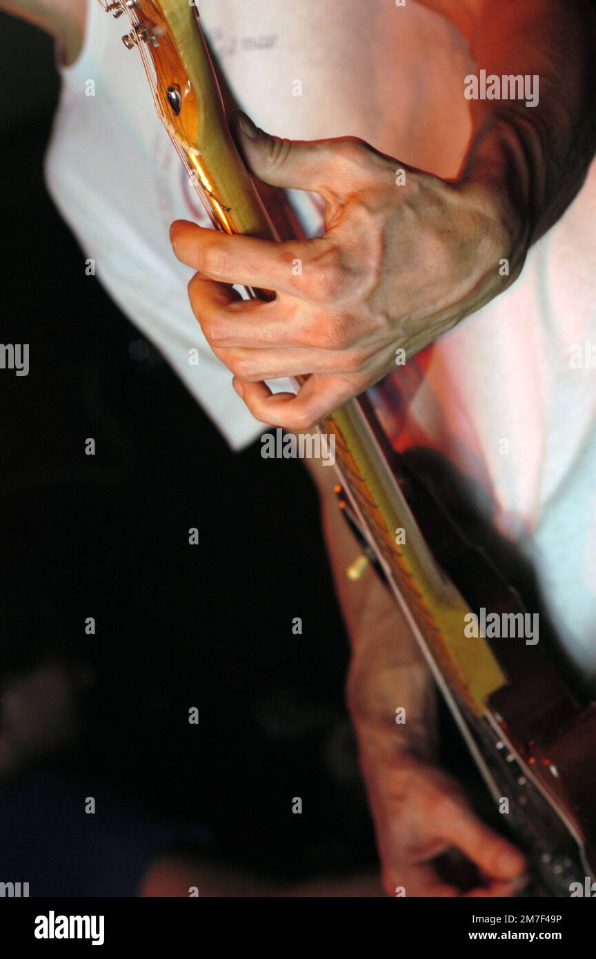 BRENDAN BENSON, CONCERT, 2002: Brendan Benson playing a solo gig with ...
