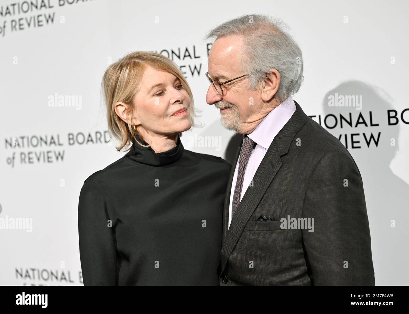 Best director honoree Steven Spielberg, right, and wife Kate Capshaw ...
