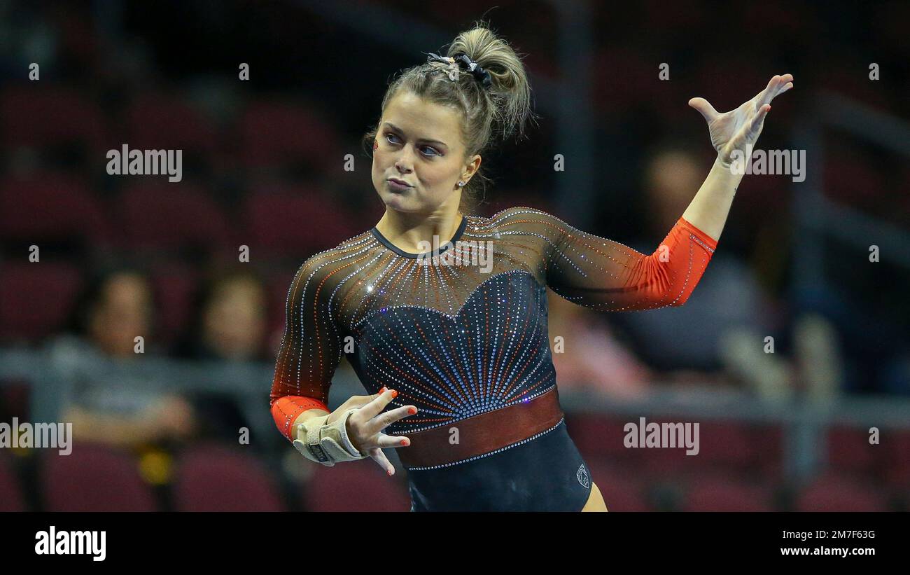 Oregon State's Madi Dagen competes on the floor exercise during an NCAA ...
