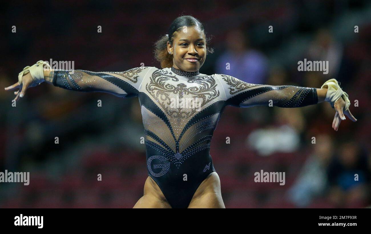 Georgia's Naya Howard competes on the floor exercise during an NCAA ...