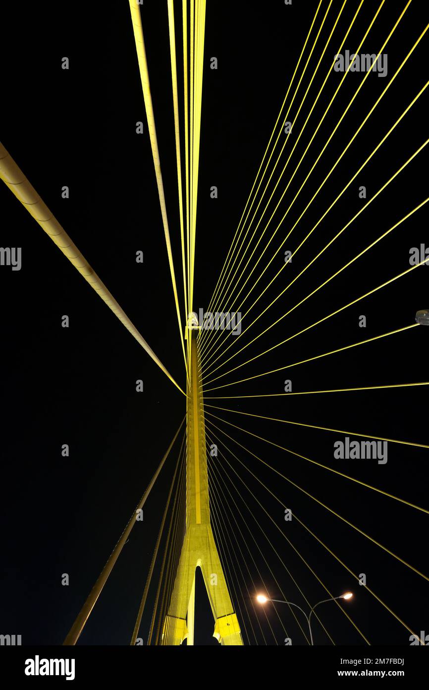 Rama VIII bridge, Bangkok, Thailand Stock Photo - Alamy